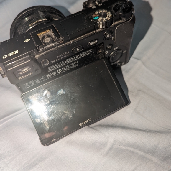 Sony | Cameras, Photo & Video | Sony A600 Mirrorless Camera | Poshmark